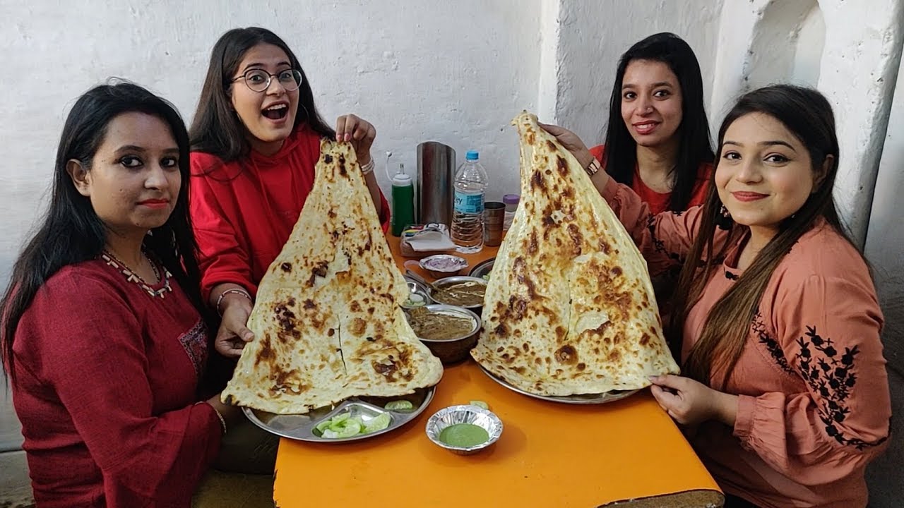 Biggest Butter Naan and Daal Makhni Eating Challenge | Very Big Butter ...