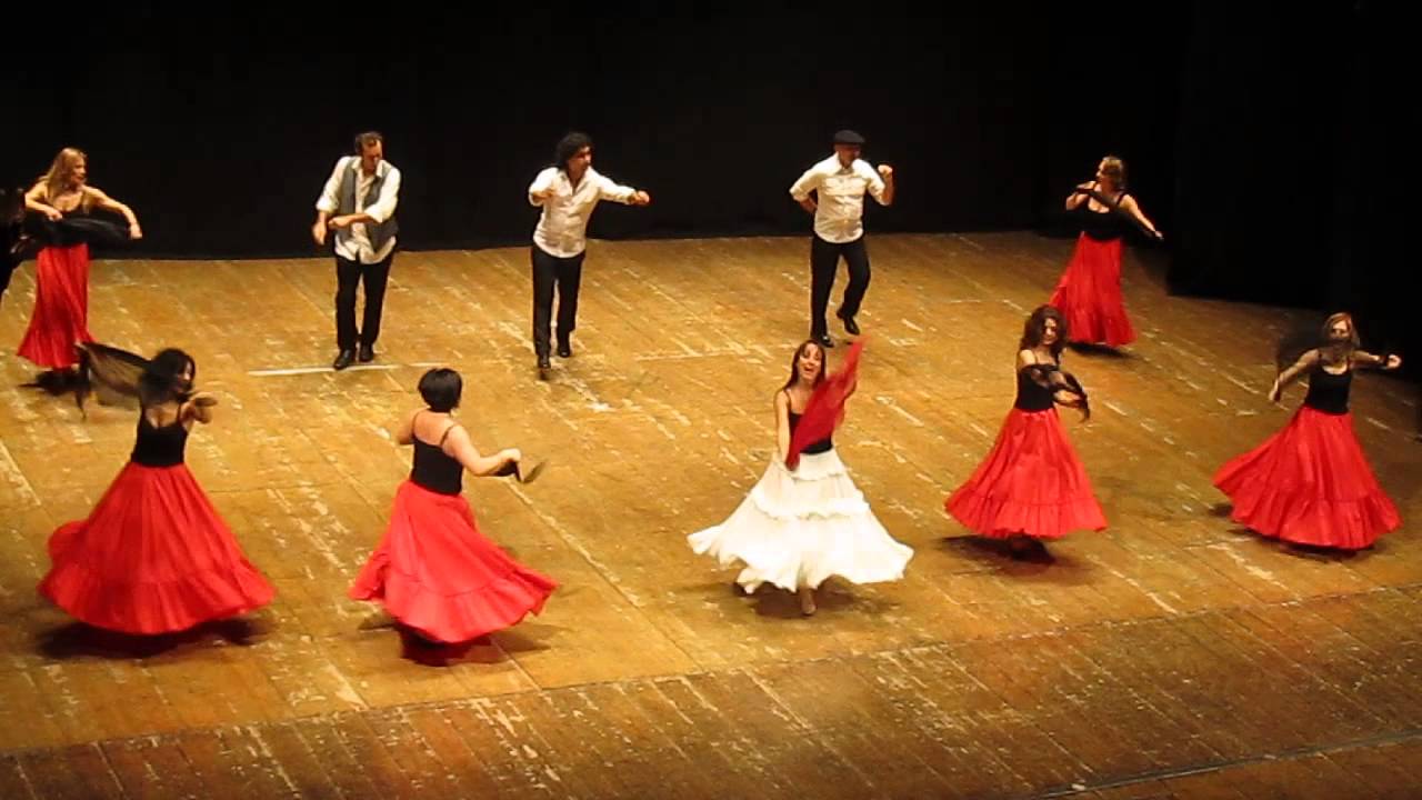Pizzica Salentina Scuola "Tutto Danza". Festa del Teatro 2013 - FERMO ...