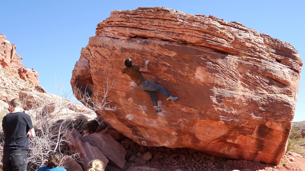 Red Rocks Bouldering: My Tan (V7) - YouTube