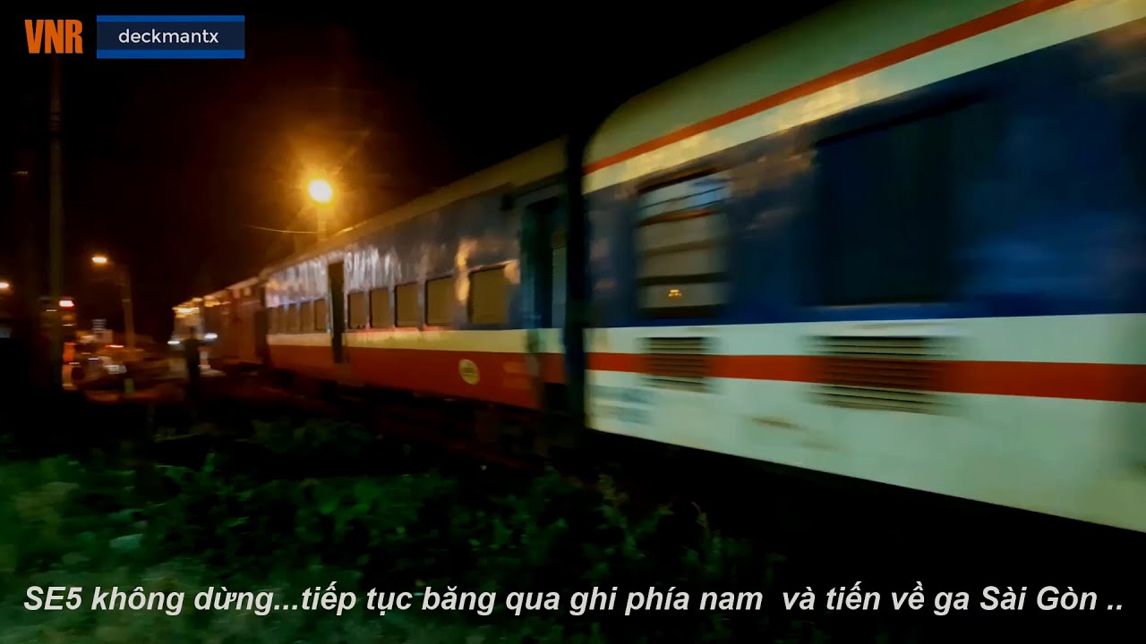 SE4,SE5 tránh tàu tại ga Bình Triệu /Xe Lửa Việt Nam(VN Trains)/VN Railway 2021( night recording ...
