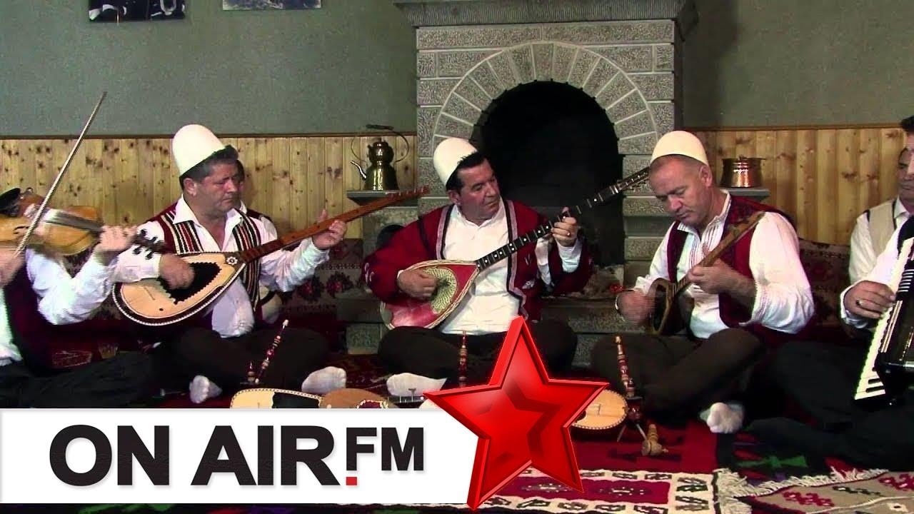 Grupi folklorik nga Shala e Drenicës - Muhamet Gashi Gezuar 2015 ...