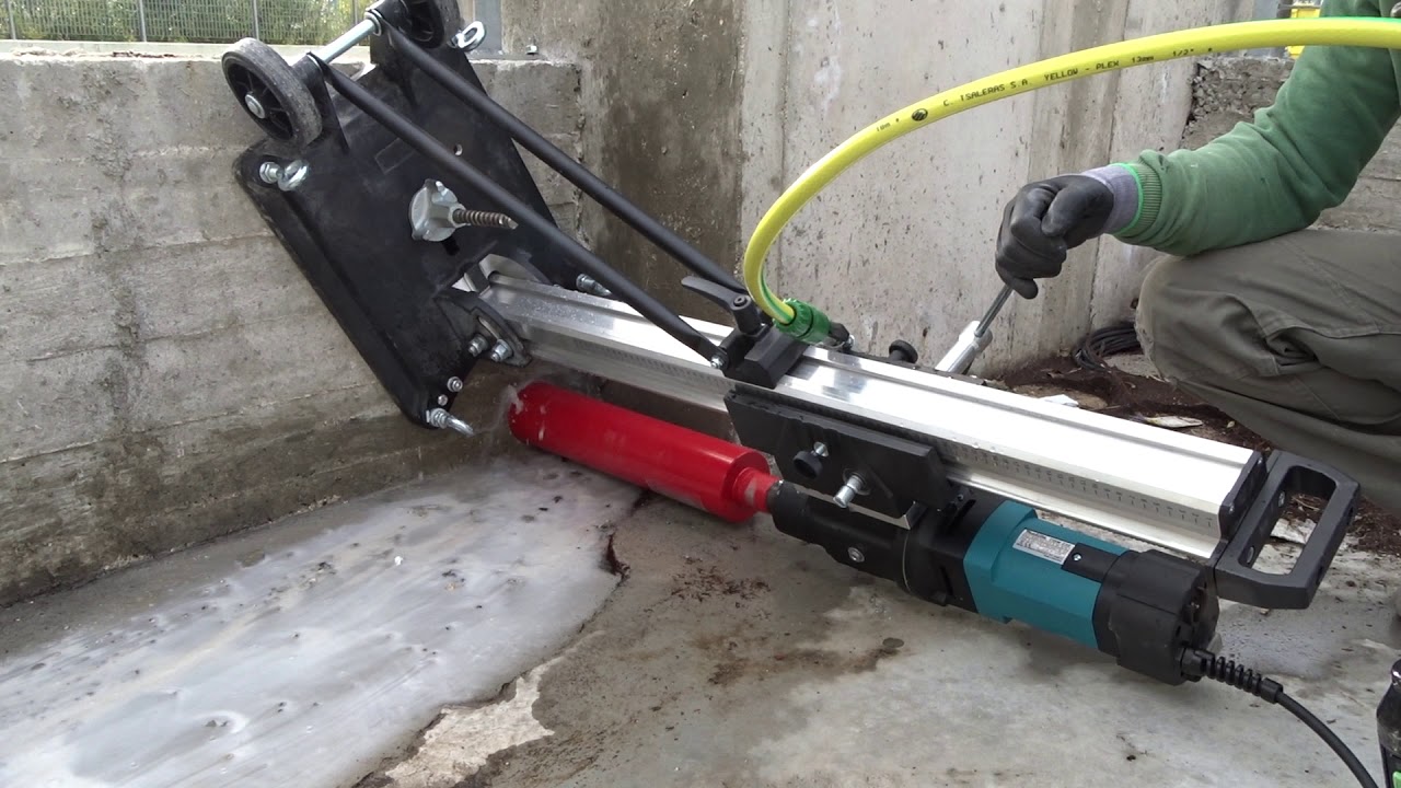 Makita DBM230 Diamond Core Drill pt1 - YouTube