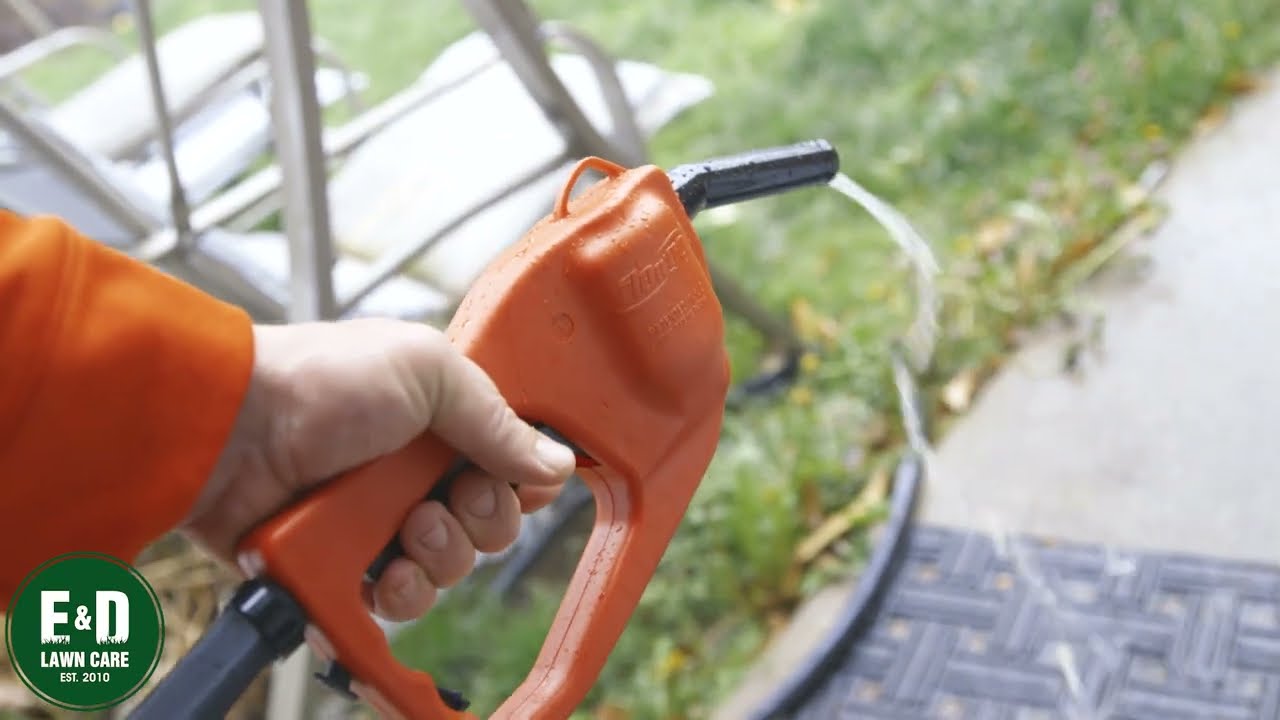 Scepter Duramax 14 Gallon Flo-N-Go Fuel Can - INCREDIBLE! - YouTube