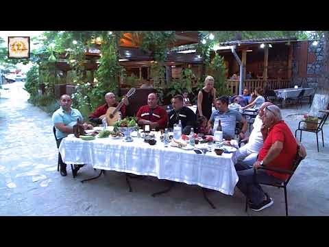 Грузинские песни (застолье) - поют грузины!