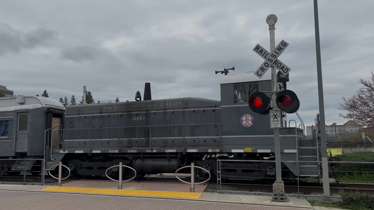 SSRR 2030 Excursion Train South - Q Street Pedestrian Crossing ...