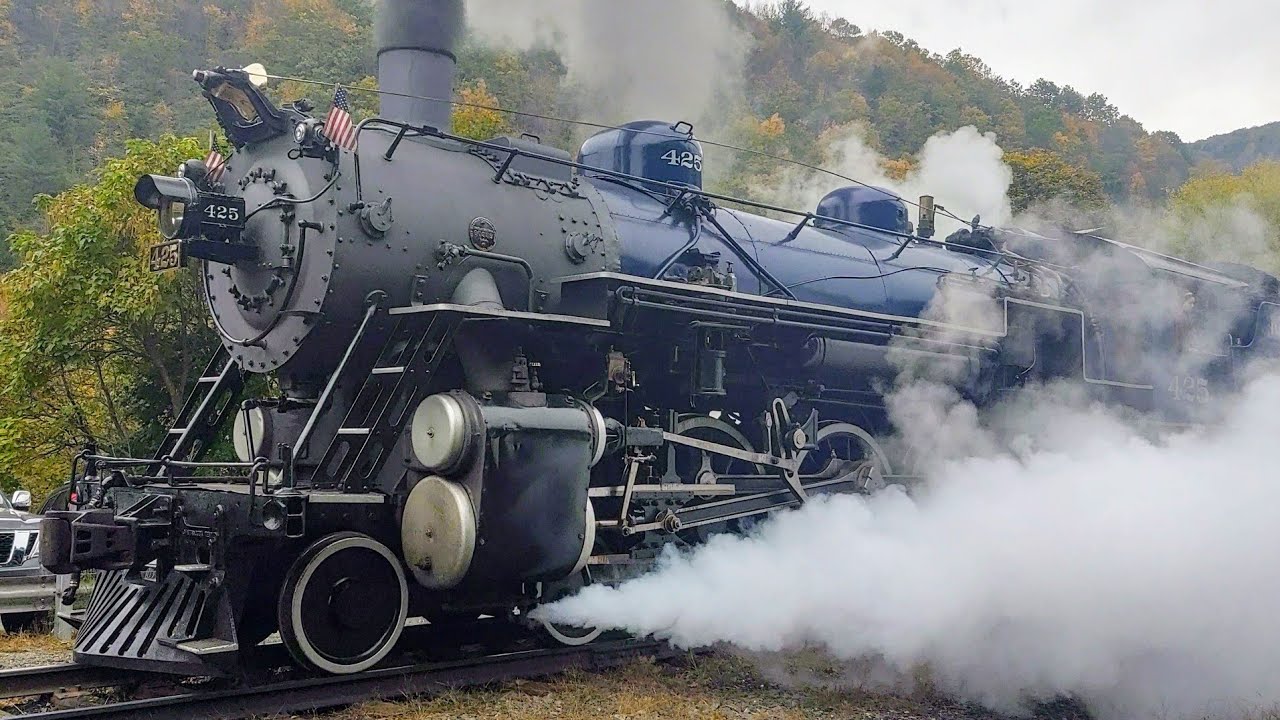 Fall Foliage Excursion experience | Reading & Northern Railroad - YouTube