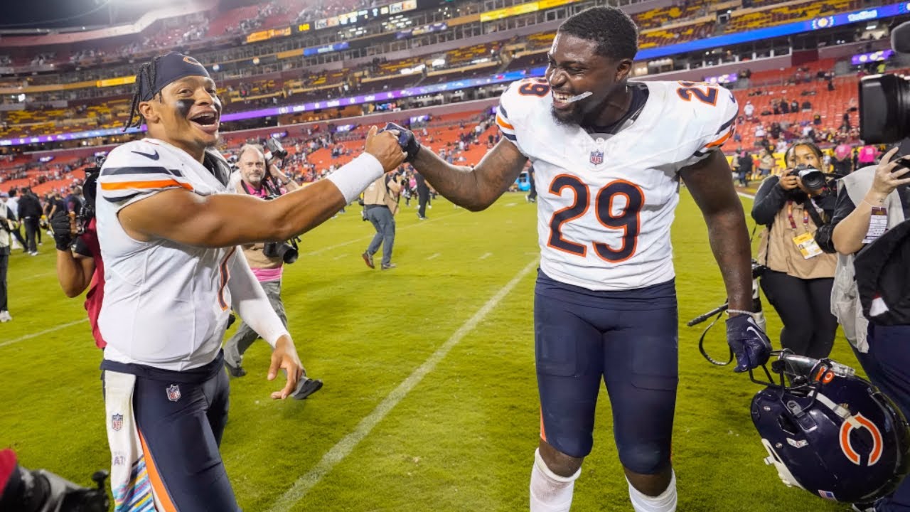 Bears Blow Out The Washington Commanders 40-20 On TNF! | Game Recap ...