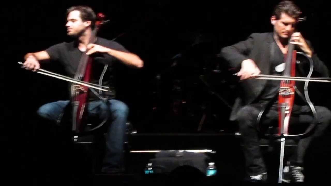 2CELLOS- Benedictus - YouTube