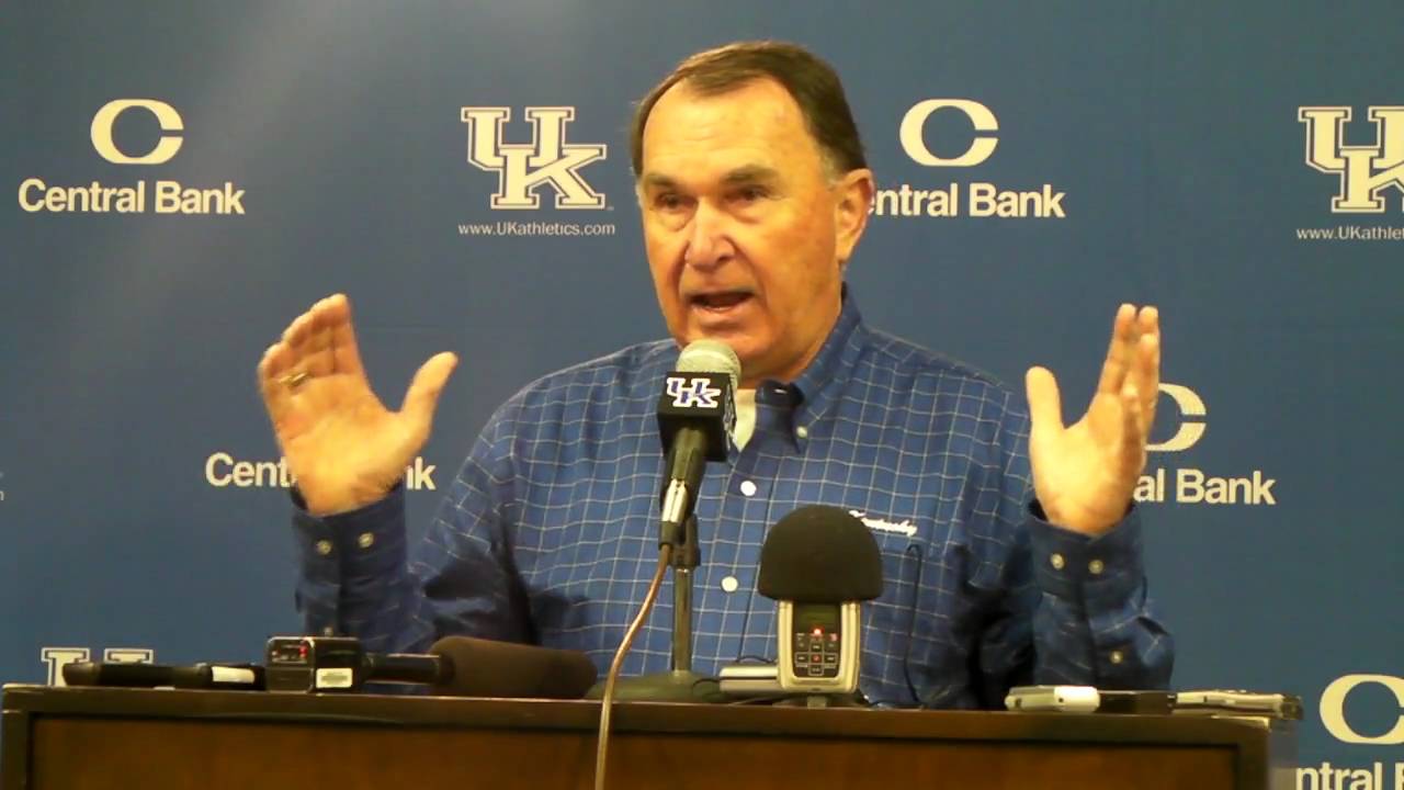 UKathletics.com: Rich Brooks announces retirement (part 2/3) - YouTube