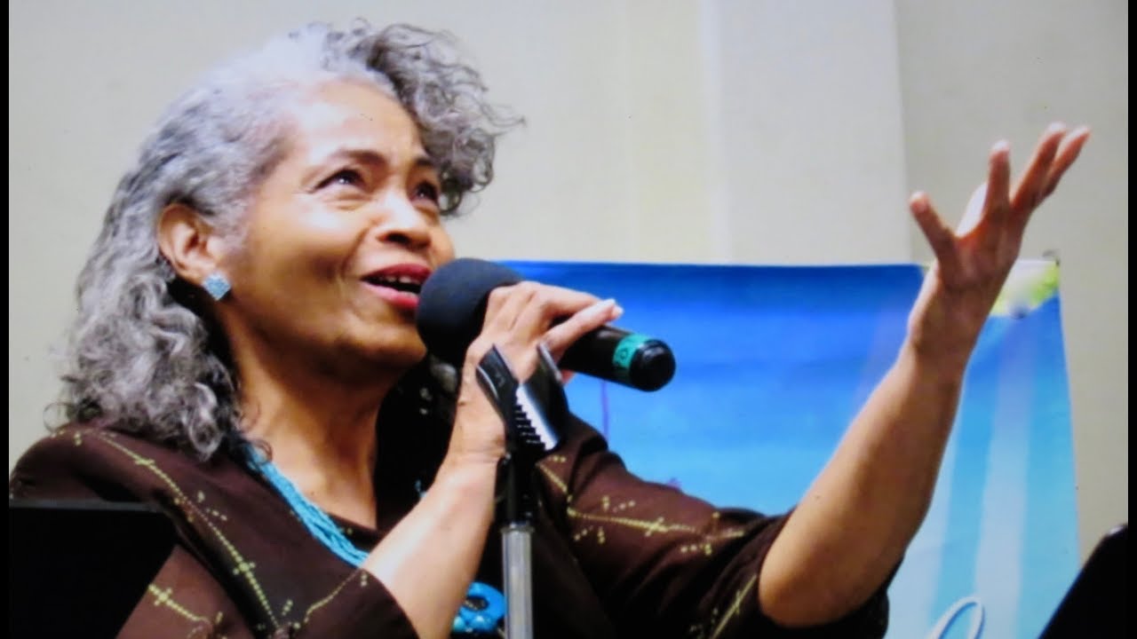 PAT LOVE & JACQUELINE SING Praise & Worship with Our Praise Team - YouTube