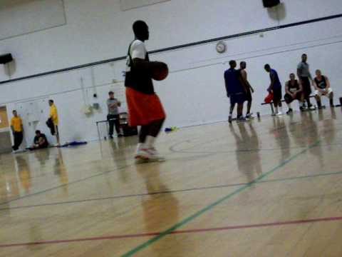 11ft rim conquered by 5'8" Berryman - YouTube