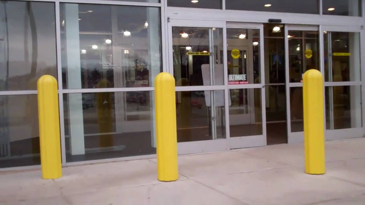 New Store: Ultimate Electronics (Part 5) GONE! - YouTube