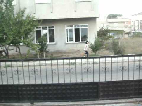 Müthiş Şaka :) Çığlık çığlığa