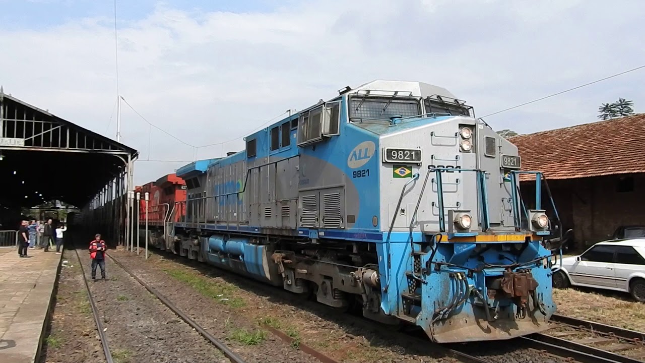 GE AC44I RUMO 9821 - YouTube