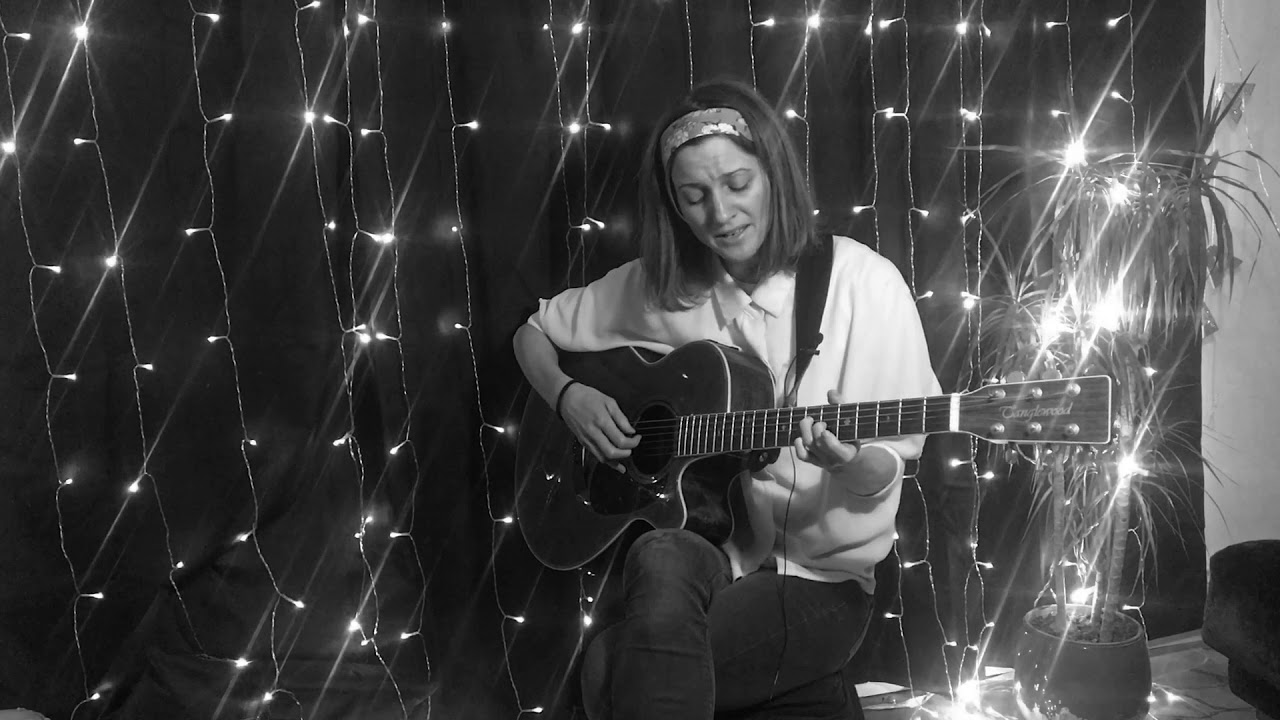 Alice Watts - Silent Night - YouTube