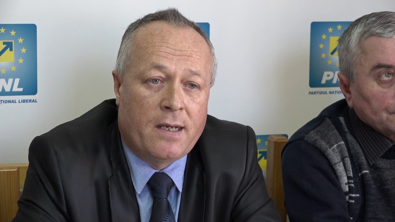 Conferinta de presa PNL Botosani, Daniel Botezatu - YouTube