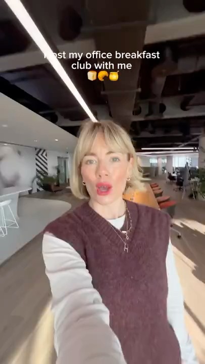 Host my office breakfast club with me! 🥞🥯🍳🍒 #hosting #breakfast - YouTube