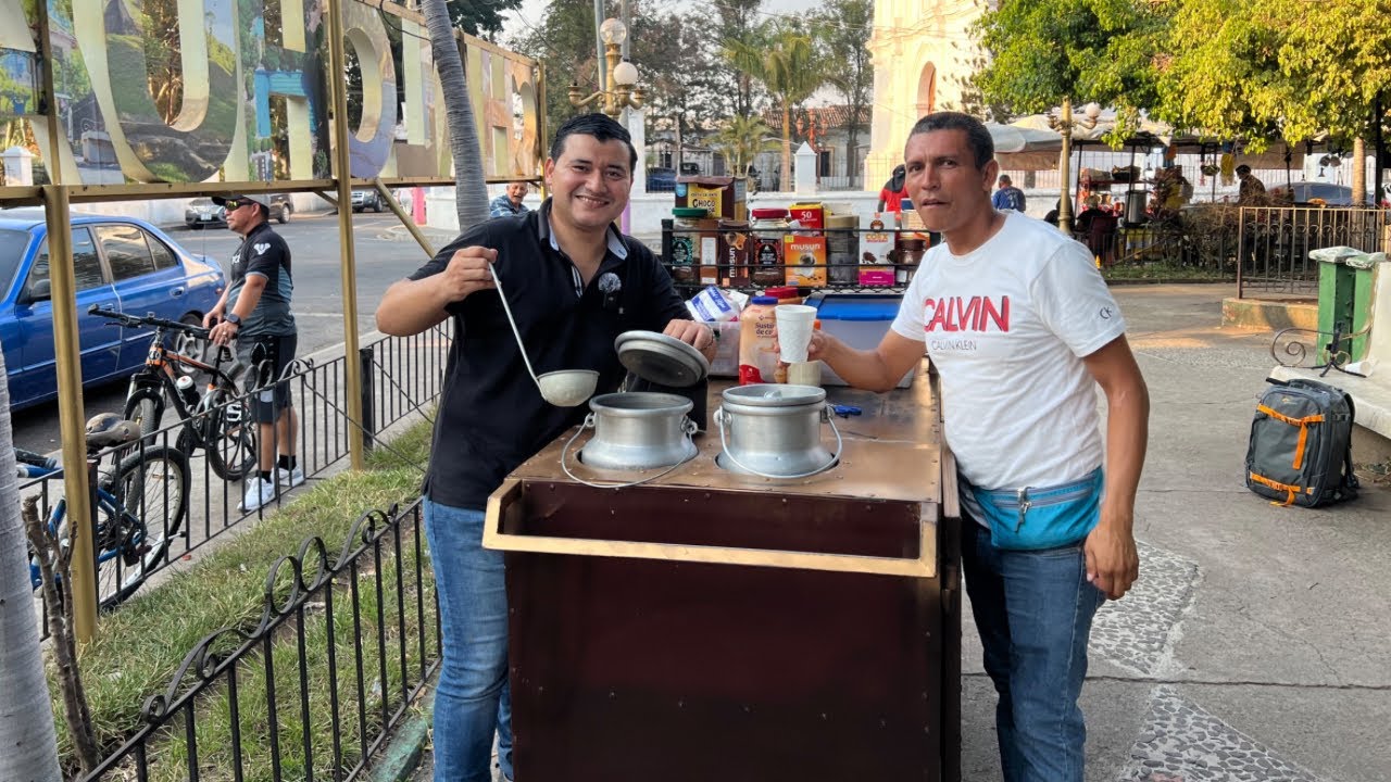 ¡CAFÉ DE CARRETÓN EN EL PARQUE DE CHALCHUAPA! *recorrido por el parque ...