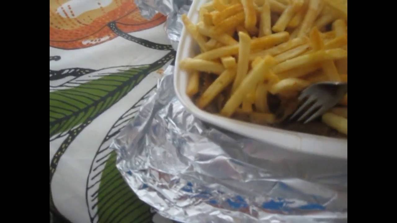 MV:n testissä kebab ranskalaisilla Sriracha kastikeella - YouTube