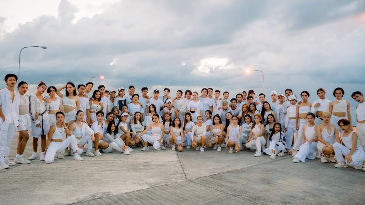 Diff Fam Dance Concert (Diffrent|Diffkhat|Diffyads - YouTube