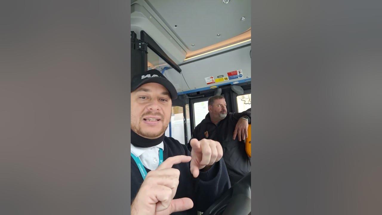 Erre senki nem számított!😳 Buszos Petya 🚍live💫 #38 #budapest #busz #live - YouTube