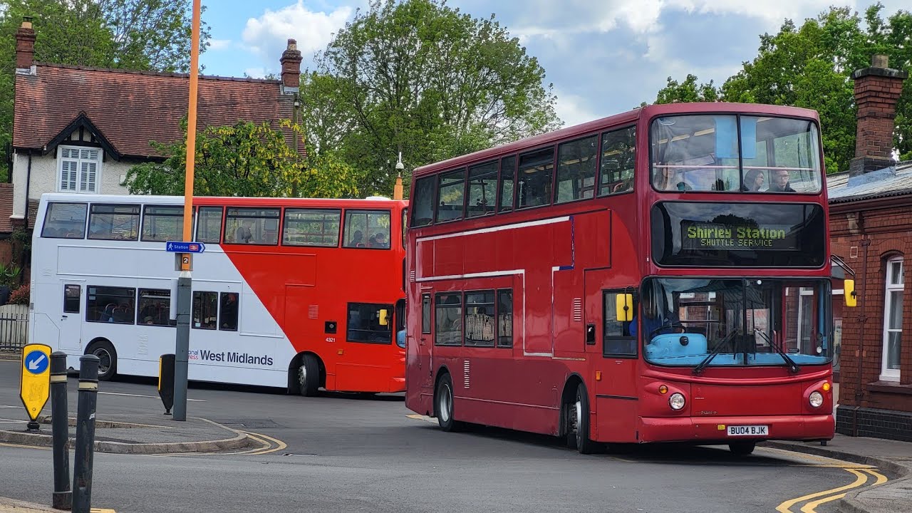 Ex. National Express West Midlands ALX 400 Tridents 4571 (BU04 BJK ...