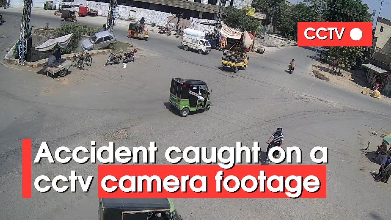 Traffic Accident | Cctv camera footage #cctv #traffic - YouTube