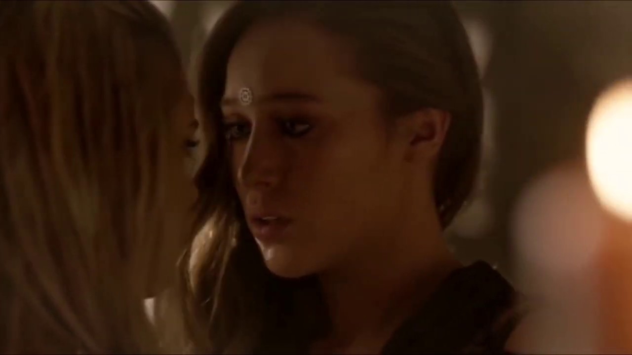 Clexa | hold on I still need you - YouTube