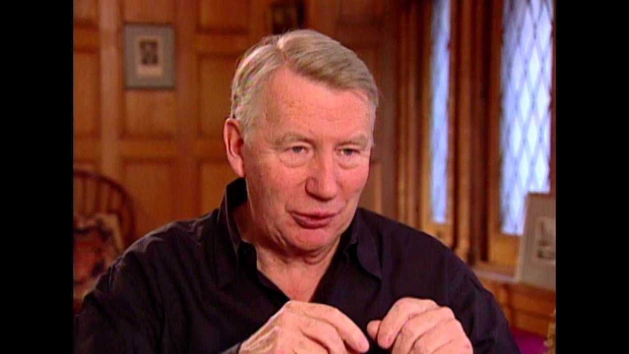 Robert MacNeil on his favorite interviews - EMMYTVLEGENDS.ORG - YouTube