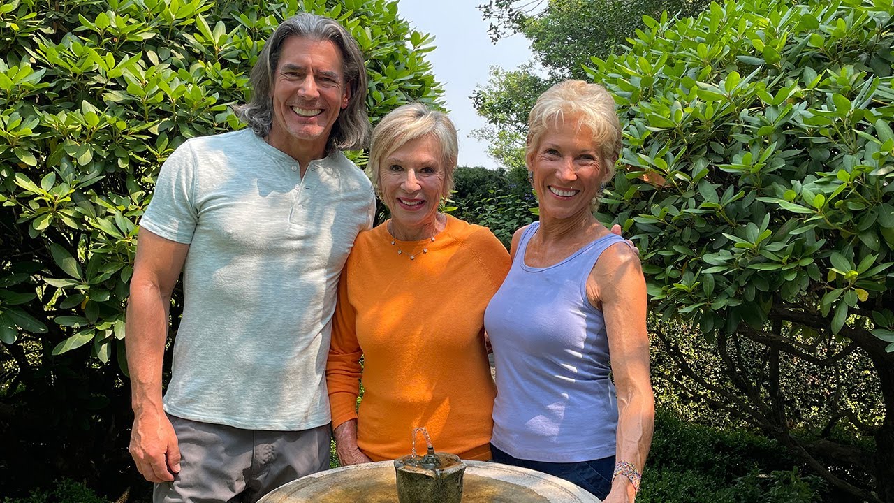 GardenFit Season 1 Episode 9: Thinking Outside the Boxwoods - YouTube