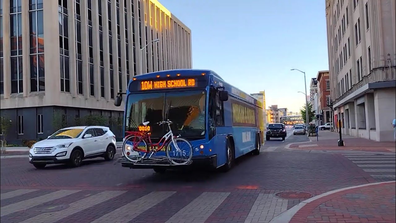 IndyGo 2017 Gillig Advantage BRT 40' 1715 on Route 10W - YouTube
