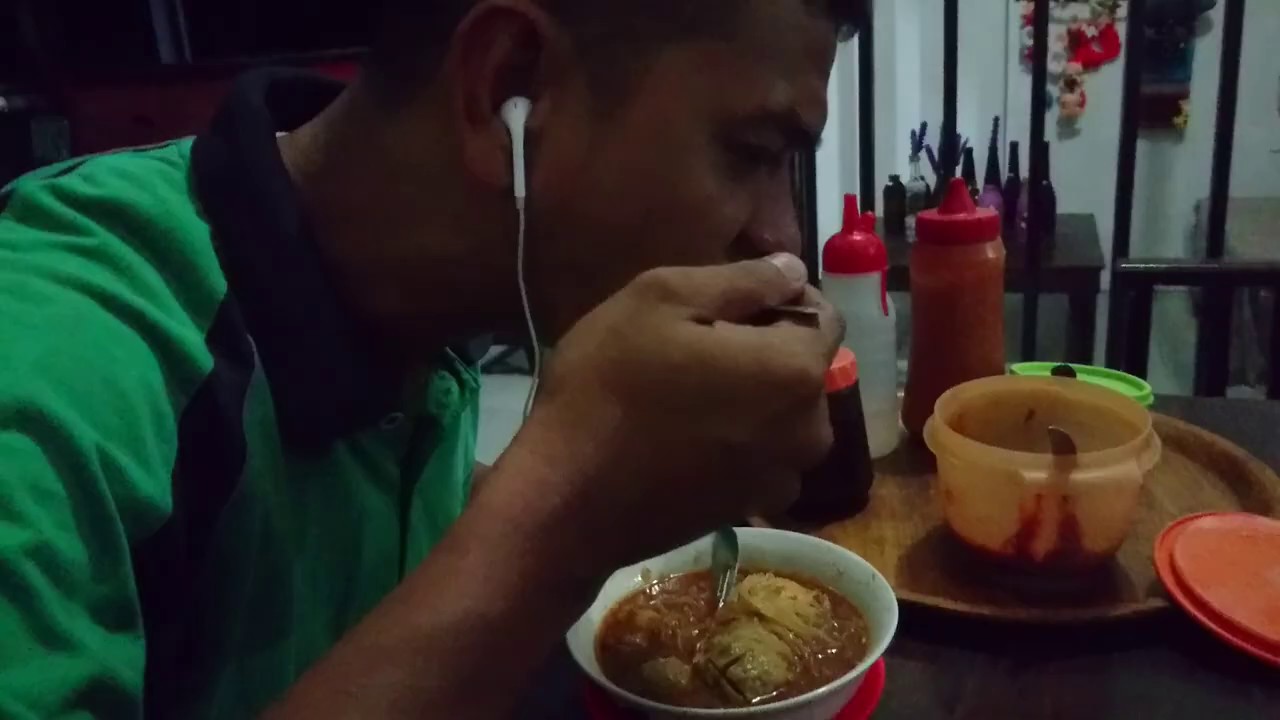 Memes Makan Bakso