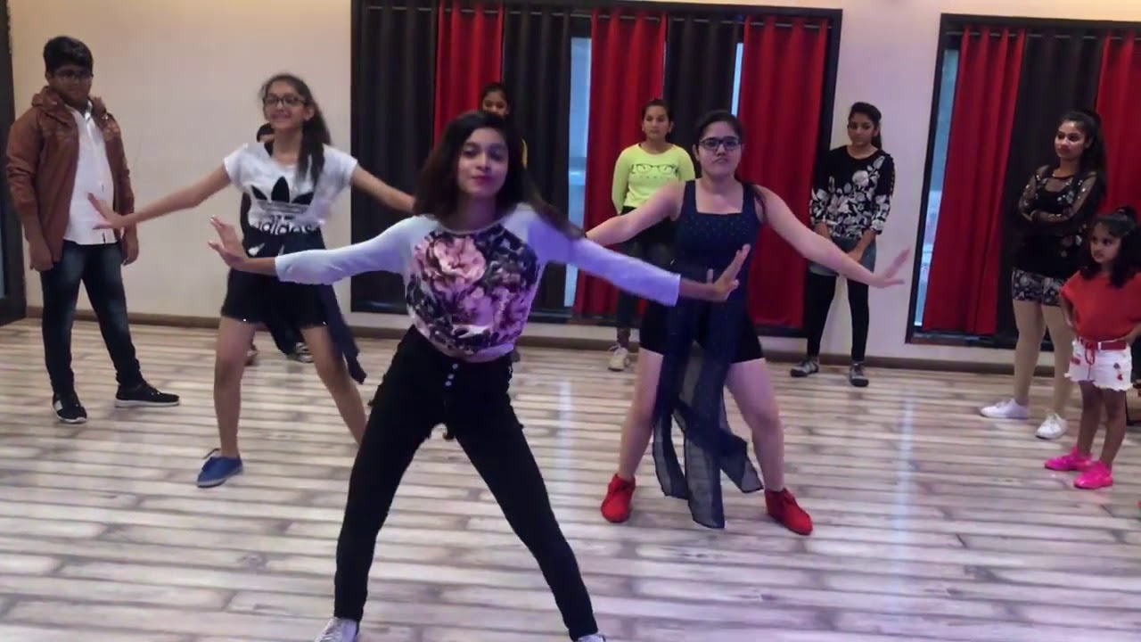 Swag se Swagat- Tiger zinda hai - YouTube