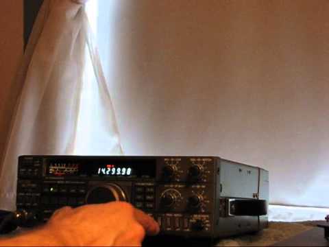 Kenwood TS-440S Works Perfectly - YouTube