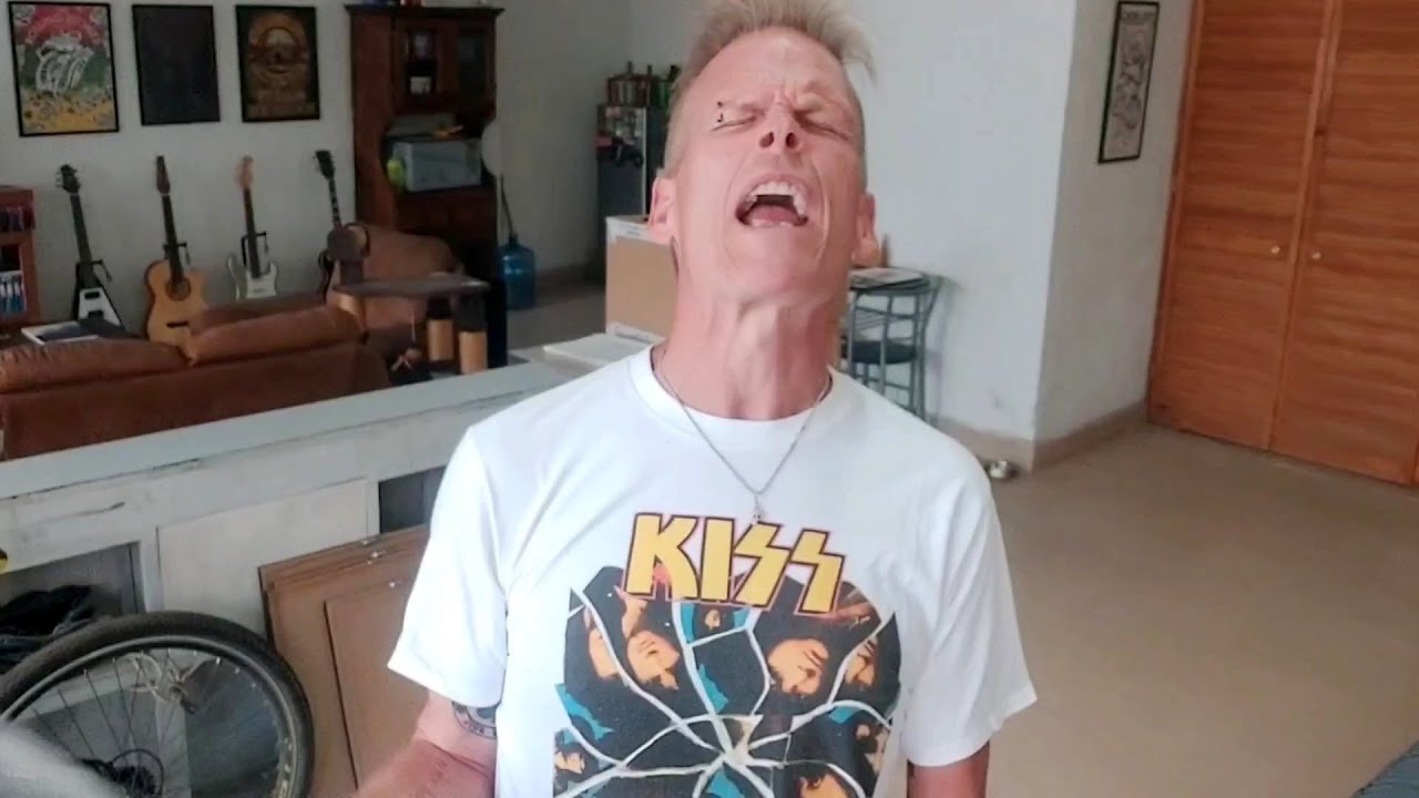 I sing KISS - Reason To Live with passion! Video by request for Mr ...