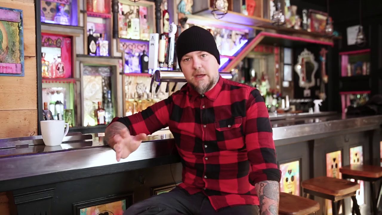 Los Lobos Restaurant Tacos Reinvented - YouTube
