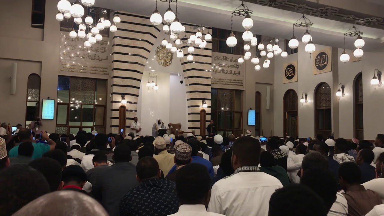 sheikh mufti menk parklands mosque - YouTube