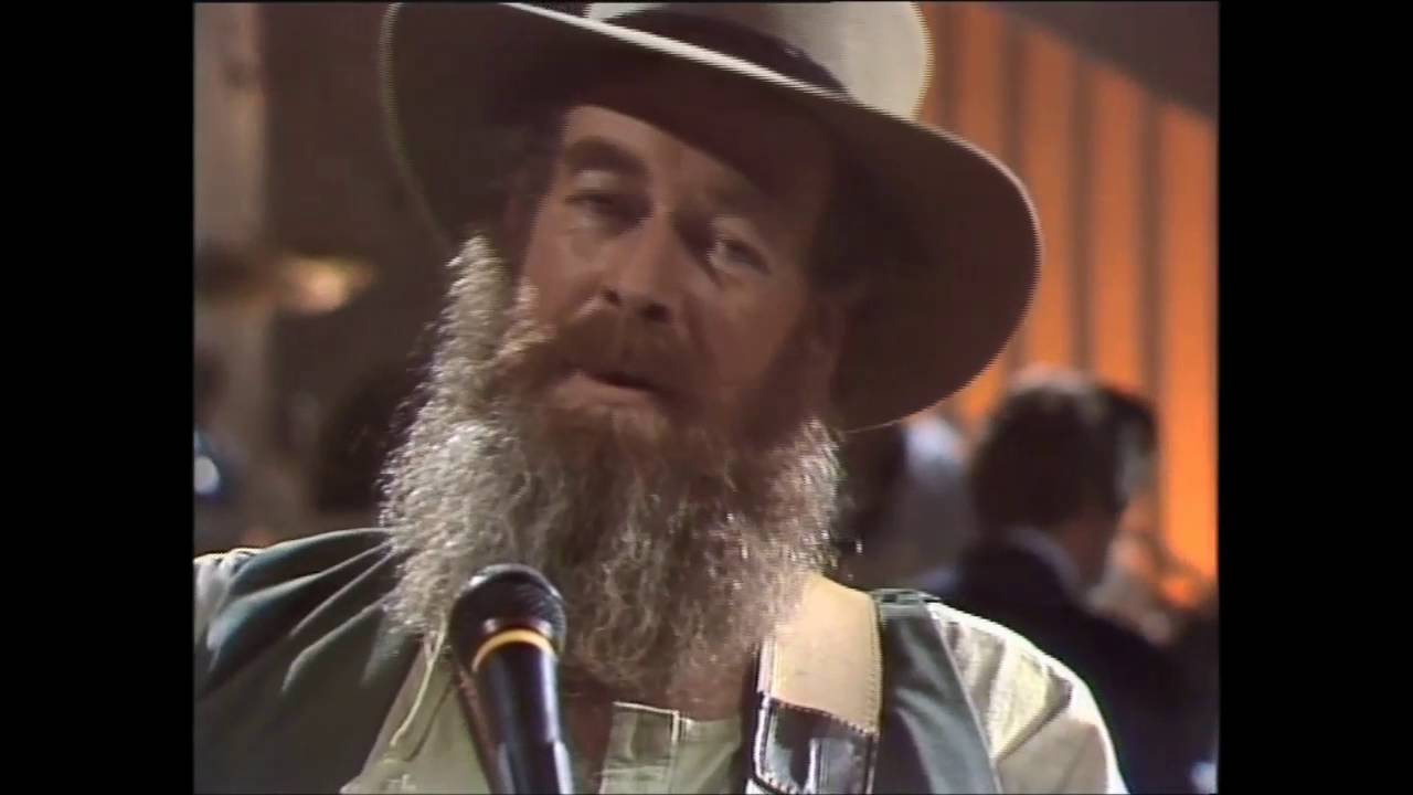 NOEL WATSON (defying gravity) - YouTube