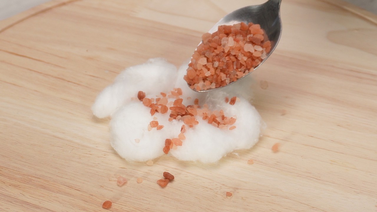 Just Add Salt on Cotton and WATCH THE RESULT 💥 - YouTube