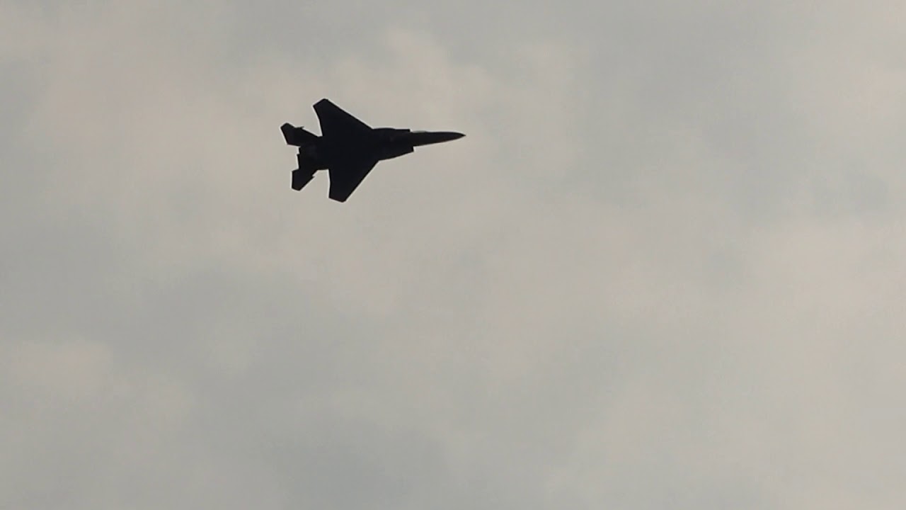 Jet Legend F15 second flight - YouTube