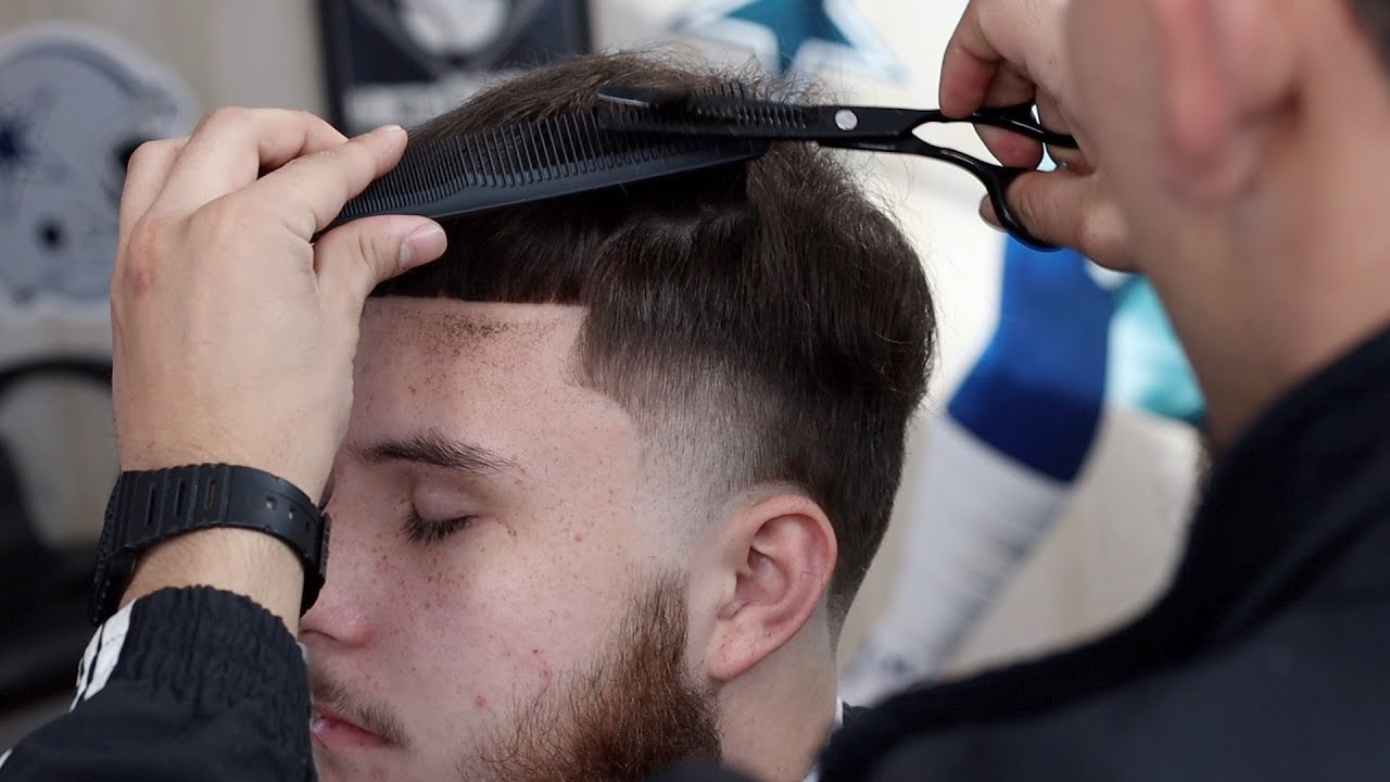 BARBER TUTORIAL - TAPER FADE - OSTER FAST FEEDS - YouTube