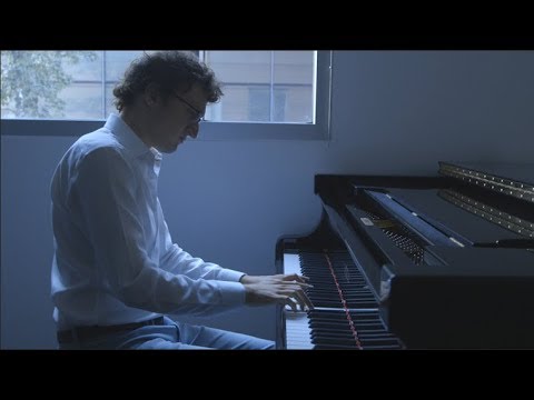 Pianist Rodolfo Leone - YouTube
