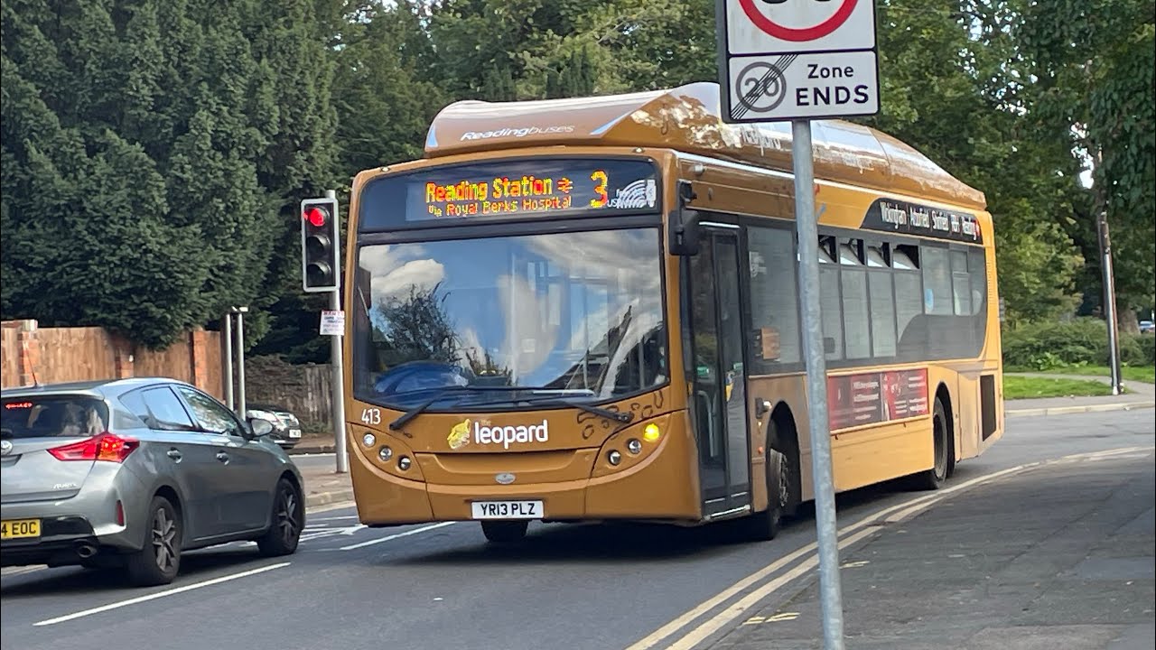 Reading Buses Enviro300 413 (YR13 PLZ) On Route 3 To Reading Station ...