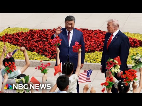 Honor guard and school children greet Trump and Xi at Beijing arrival ceremony