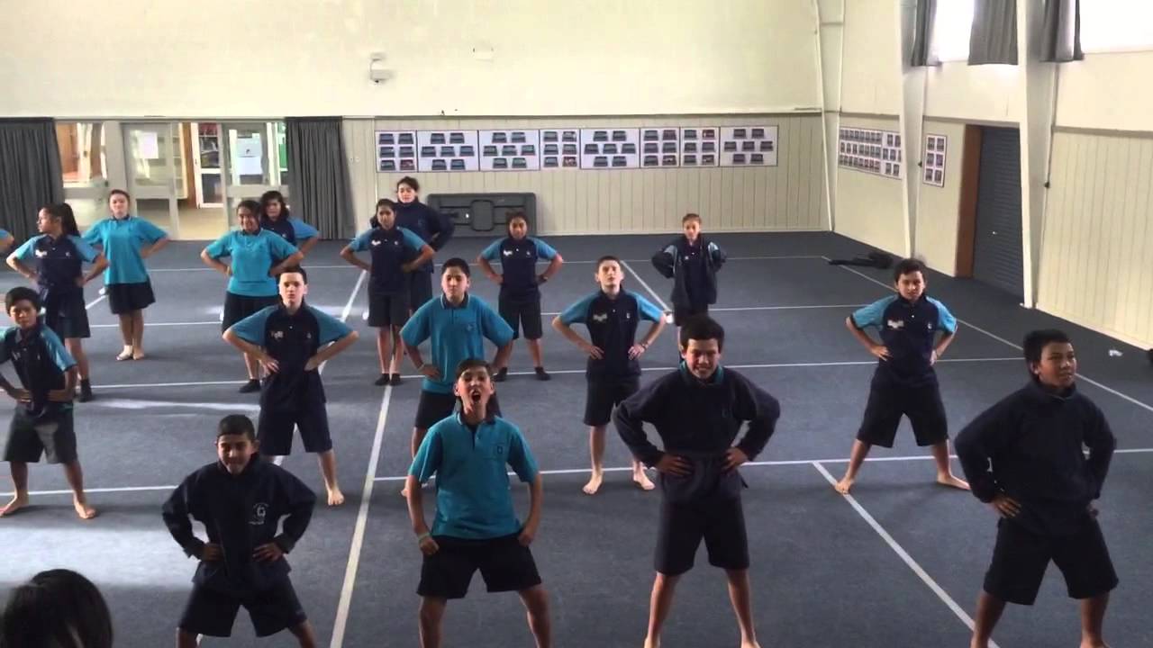 Kelston Intermediate kapa haka - YouTube