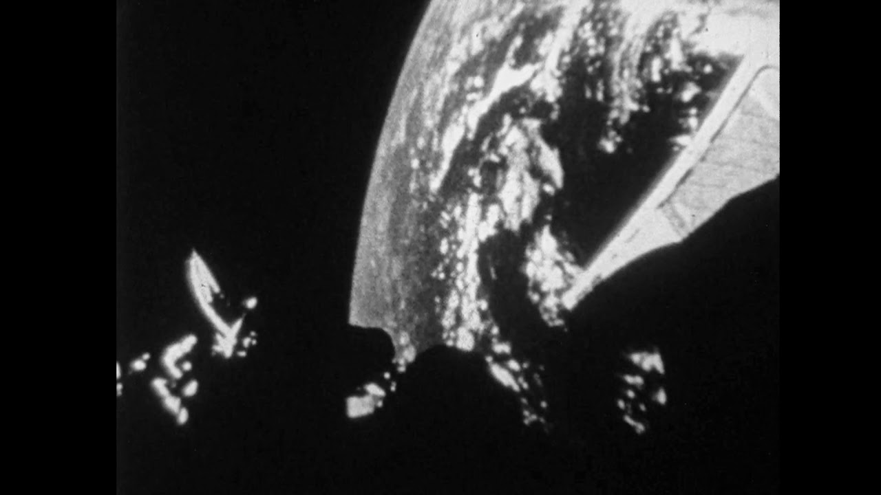 Gemini 4 Space walk, 1965 - YouTube