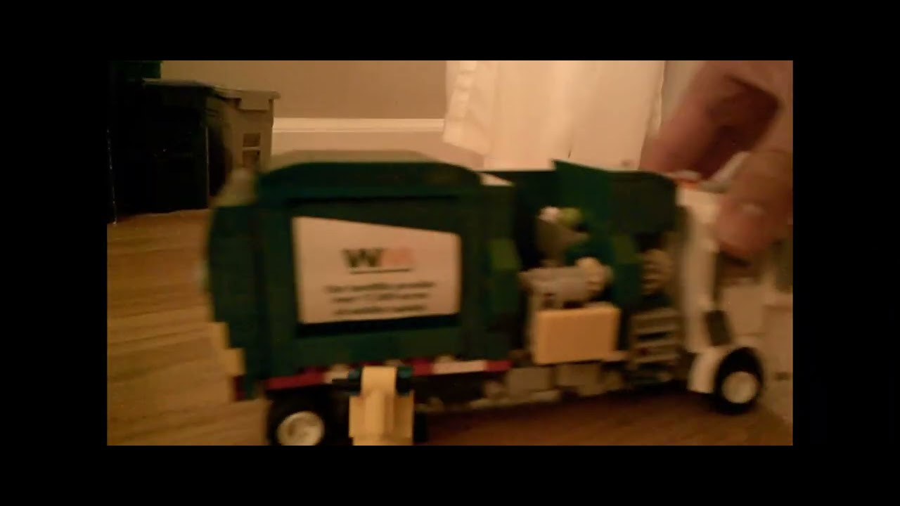 LEGO Labrie Automizer with real sounds! - YouTube