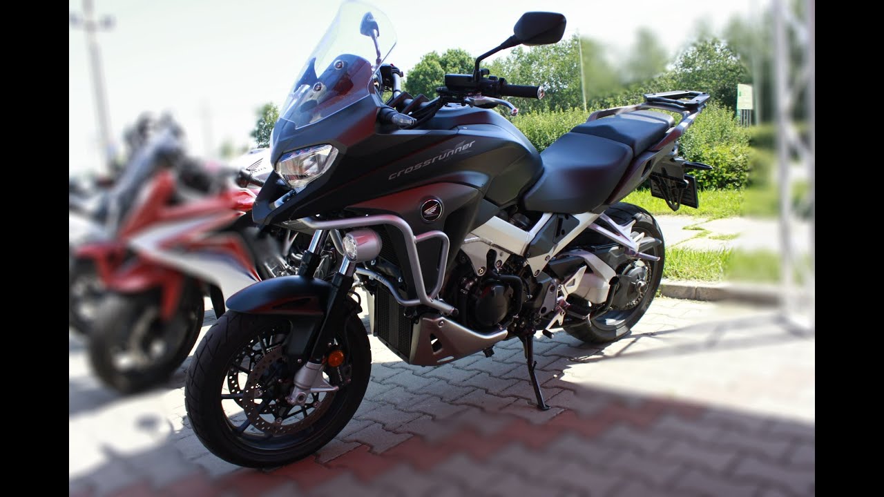 Honda VFR800X CrossRunner testdrive - YouTube