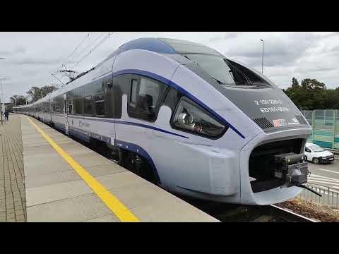 Przystanek Warszawa ZOO, mijanka EN57AL KM z ED161 IC, dn. 05.10.2023r., godz. 13:30. - YouTube