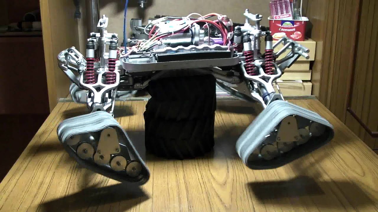 E-maxx and mattracks - YouTube